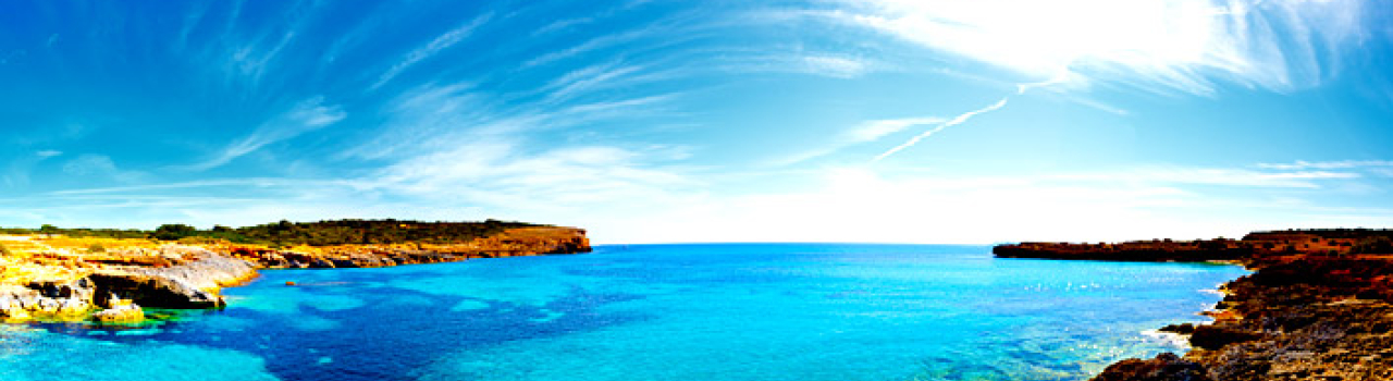 Cala Blava: Mit alltours ins Mittelmeer