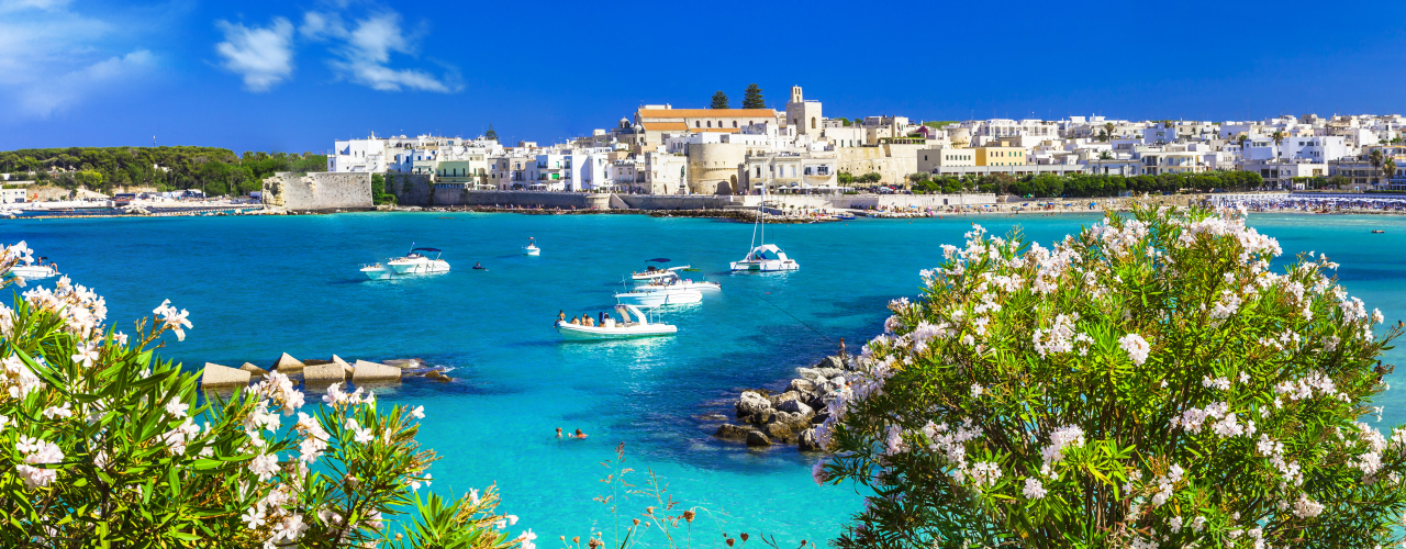 Hotels Otranto: Mit alltours günstig nach Apulien reisen