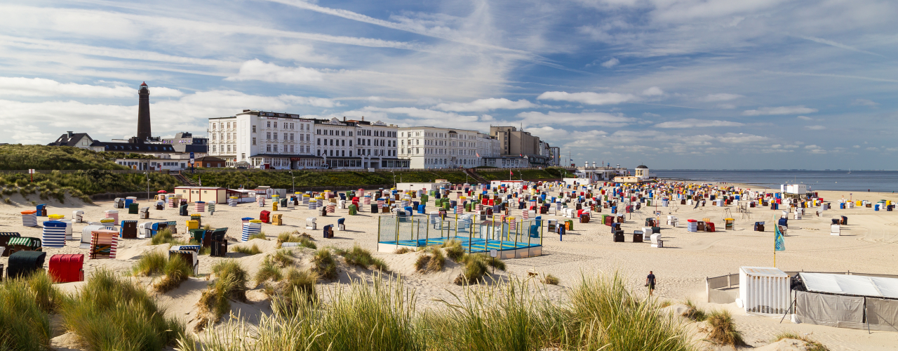 Insel Borkum Hotels: mit alltours günstig an die Nordsee