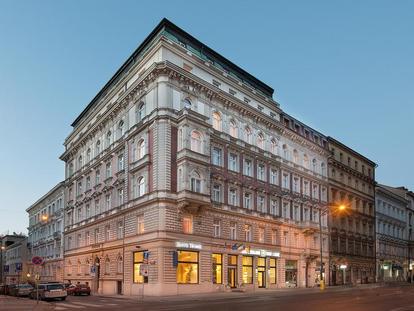 Hotel Occidental Praha Five in Prag bei alltours buchen
