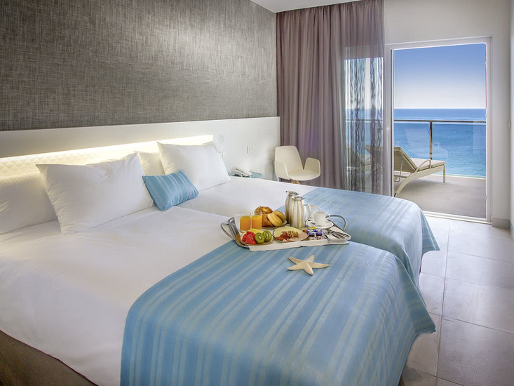 Hotel Suitopia Sol y Mar Suites in Calpe bei alltours buchen