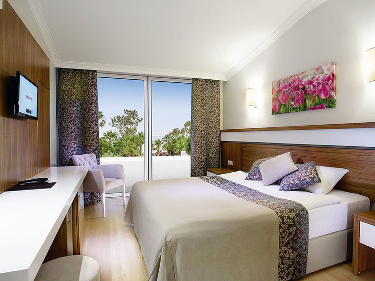 Hotel Sun Club Side in Side bei alltours buchen