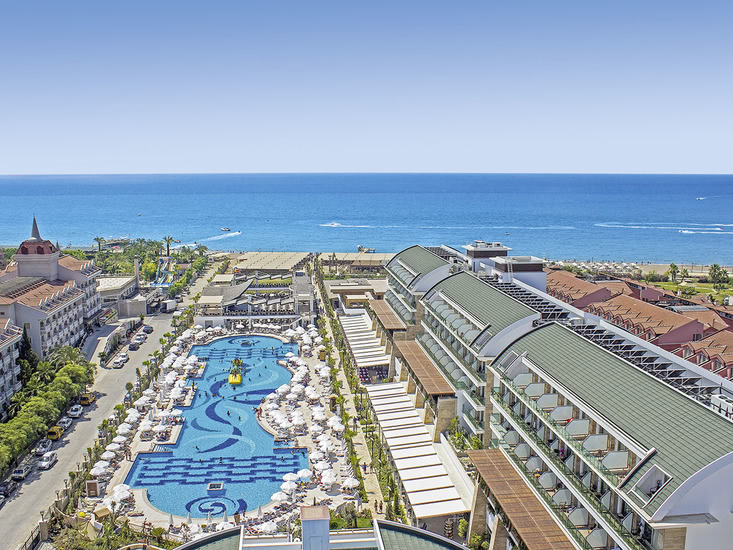 Hotel Crystal Waterworld Resort in Belek - Bogazkent bei alltours buchen