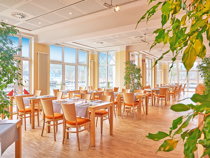 Hotel Precise Resort Marina Wolfsbruch Ferienpark in Kleinzerlang ...