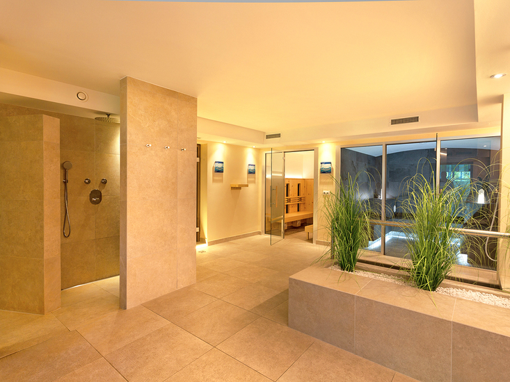 Baumgartner's Blumenhotel in Schenna bei Meran bei alltours buchen