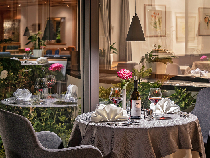 Baumgartner's Blumenhotel in Schenna bei alltours buchen