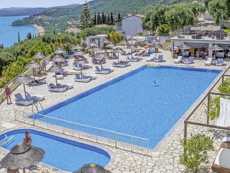 Hotel Pantokrator in Barbati bei alltours buchen