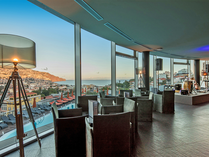 Four Views Baia Hotel in Funchal bei alltours buchen