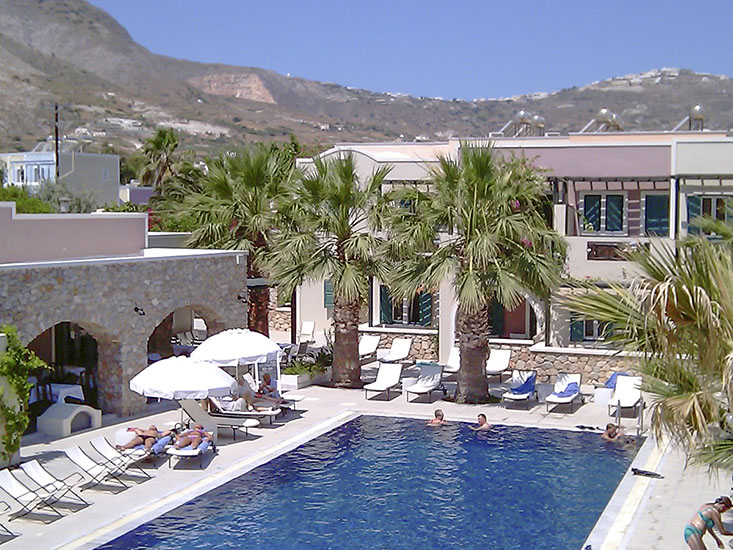 Hotel Rose Bay in Kamari bei alltours buchen