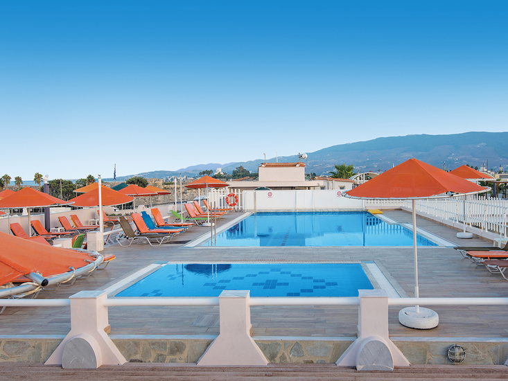 Hotel Kosta Palace City Hotel in Kos - Stadt bei alltours buchen