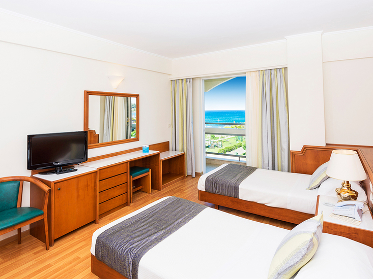 Hotel Apollo Beach in Faliraki bei alltours buchen