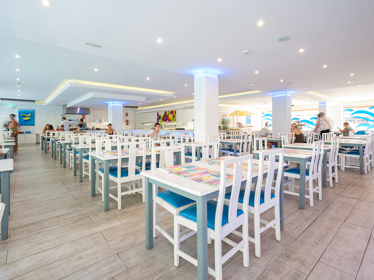 Hotel Guya Wave in Cala Ratjada bei alltours buchen
