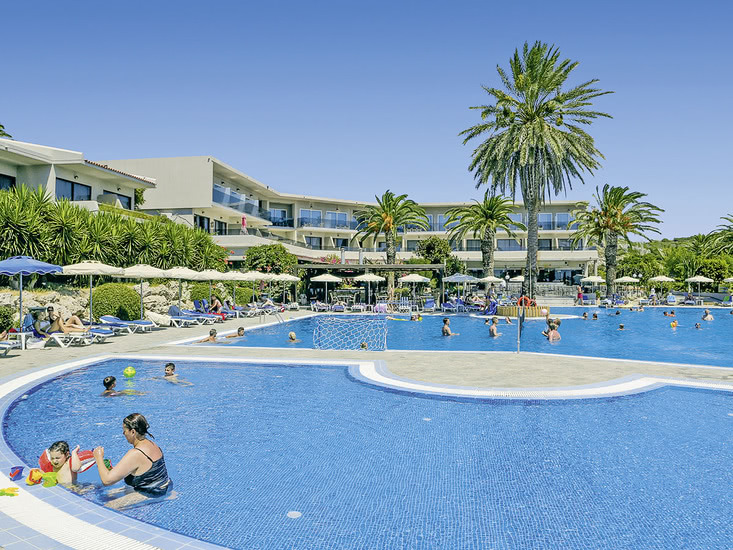 Hotel Cathrin in Ladiko bei Faliraki bei alltours buchen