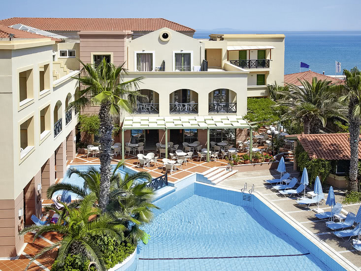 Hotel Samaina Inn in Karlovassi bei alltours buchen