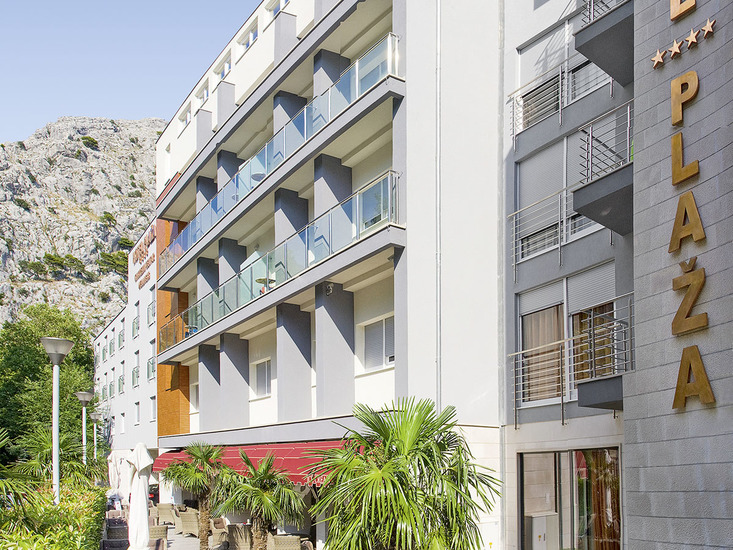 Hotel Plaza in Omis bei alltours buchen